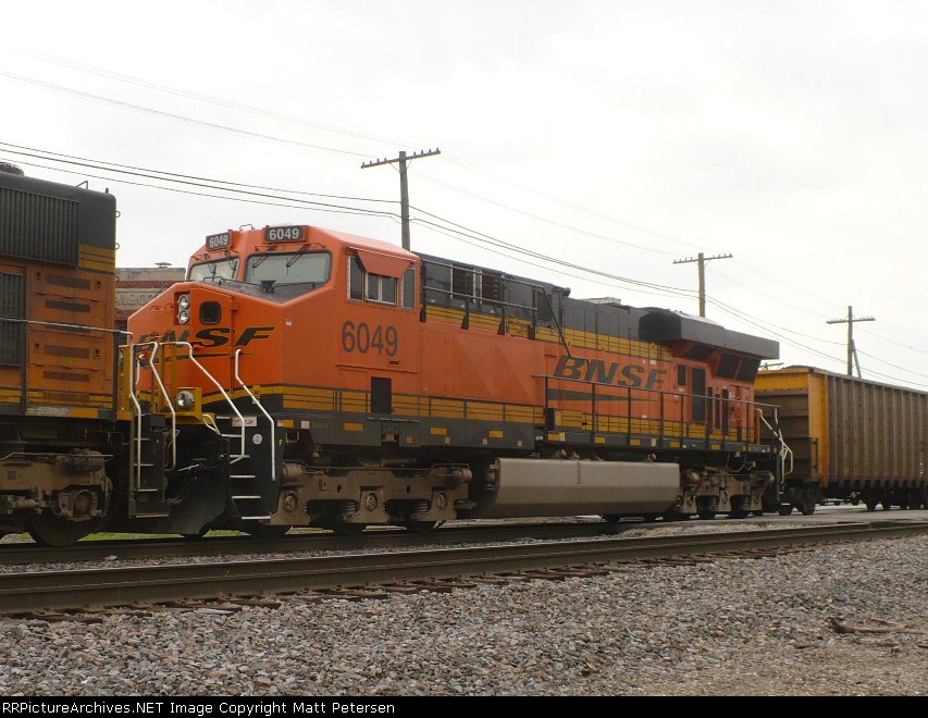 BNSF 6049